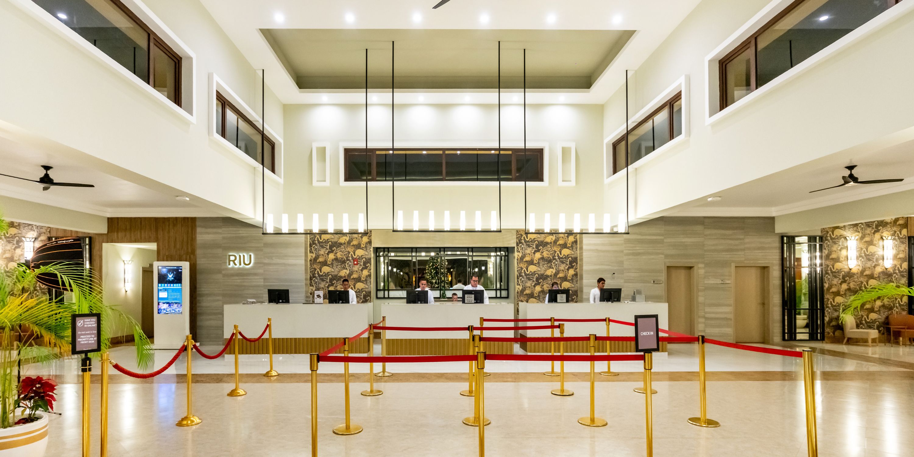 Cecily and Jesus - Riu Santa Fe Wedding | Destify Destination Wedding